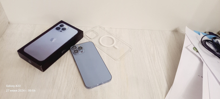 Iphone 13 pro max blue