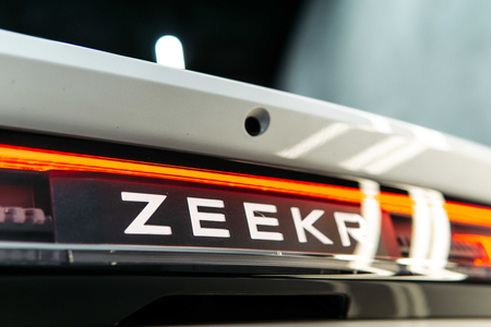 ZEEKR 001 YOU Z-SPORT в Наличии в Ташкенте