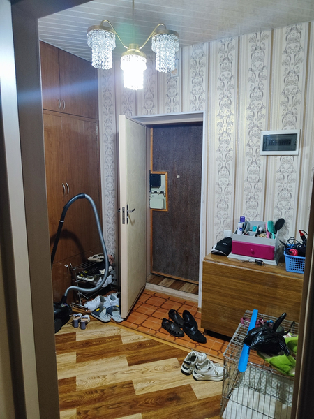 СРОЧНО! Продается кв-ра 77я серия 2/3/4.м.Буюк Ипак Йули(М Горького)