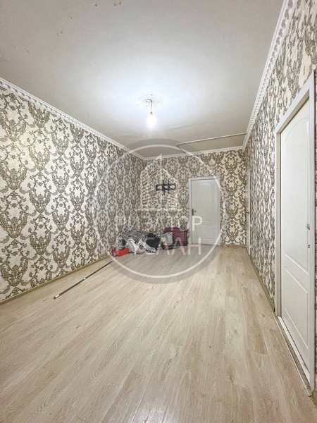 2/1/5 Буюк Ипак Йули 50m² 
(Художник) 

Состояние: чистая 
Ор-р: Мвс Д