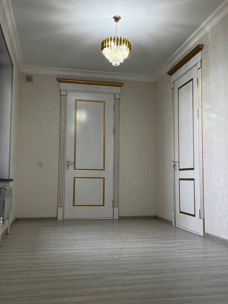 Sergile honabod 2.70 st 8xona Сергили хонабод мустакиллик куча