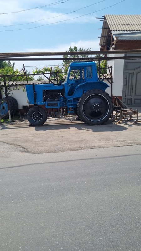 Трактор беларусь