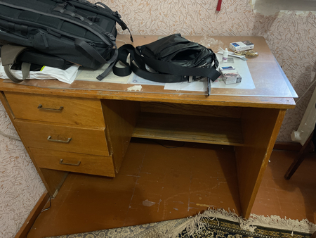 Письменный стол