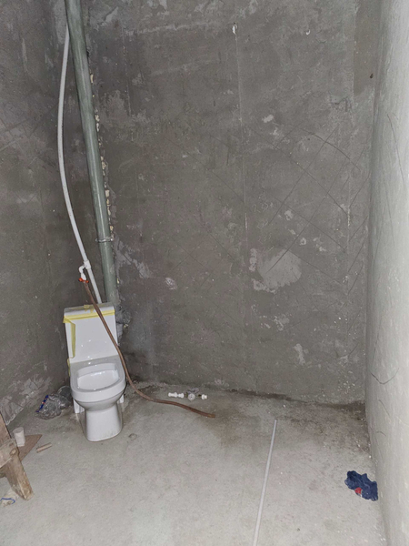 6 xonali qilingan 105m² 1-qavat sotiladi.