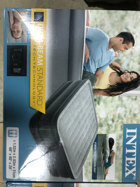 Двуспальная надувная кровать Intex 64140 Essential Rest Airbed (152x20