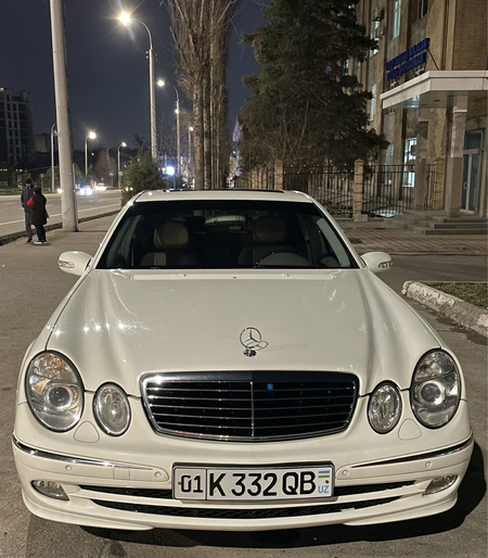Продаётся Мерседес бенс w211 Mercedes-Benz w211