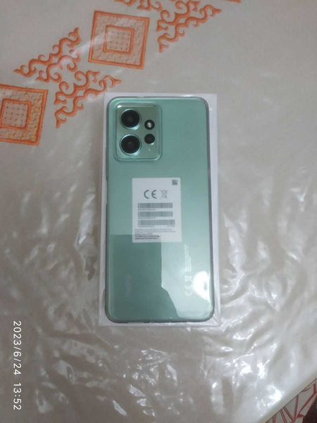 Redmi Note 12 8/128gb Mint Green xali yangi 1 gun bo'ldi