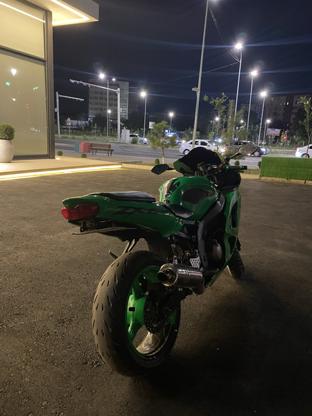 Kawasaki ZX6R 2002
