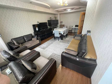 Ц 4. 3/8/9 КАШГАР. ЦЕНТР. 75м2. метро Абдуллы Кадыри. СРОЧНО