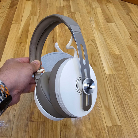 Sennheiser Momentum 3 Наушники