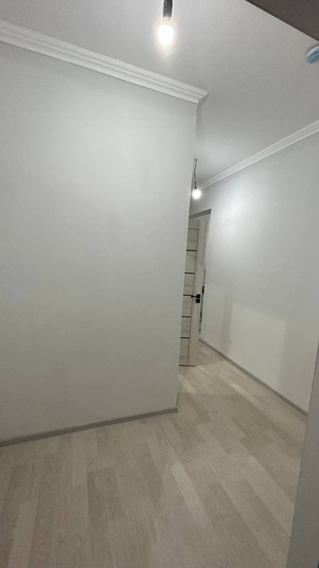 Srochna sotiladi 3 xona