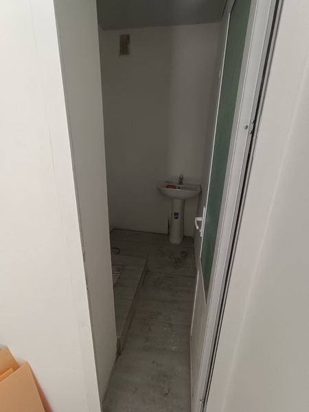 Срочно 1комнатная 31 м² отдельный вход, бывш.общежит