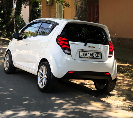 Chevrolet Spark с наворотами в ОТЛИЧНОМ состоянии