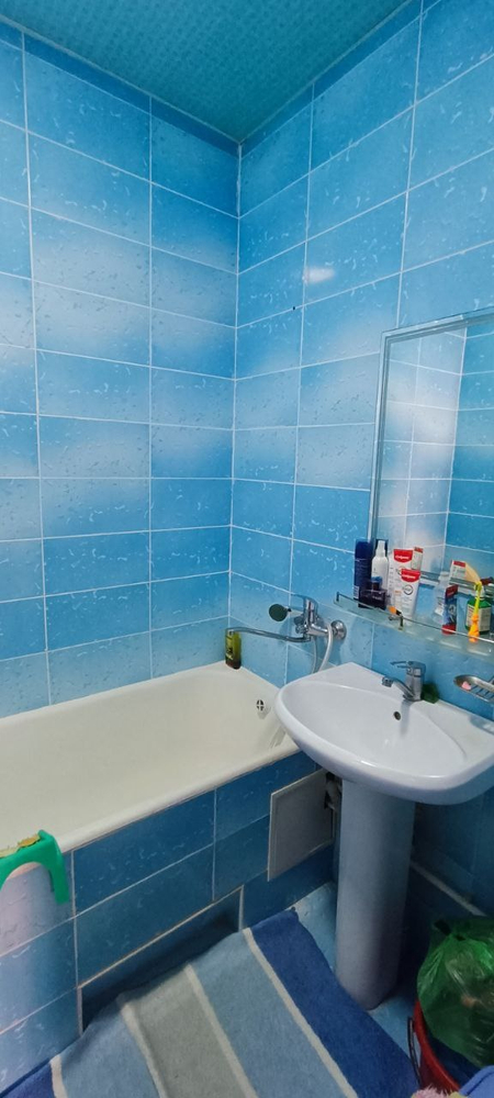 Продам чиланзар 20 д. Трёх комнатная. Балкон 1,5*6
