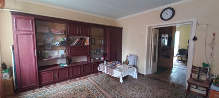 Продается квартира в центре г.Нукуса