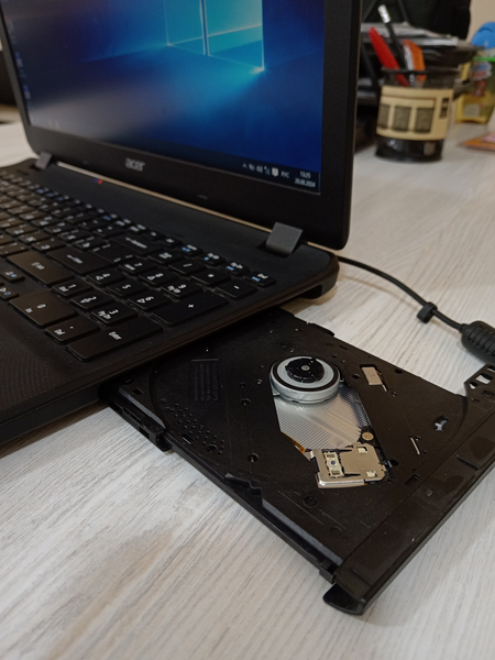 NOTEBOOK Acer Intel inside 1Tb