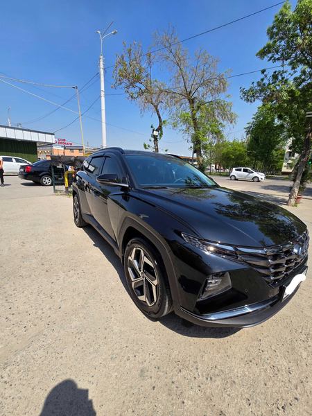Продается автомобиль Hyundai Tucson High Tech (позиция 2)