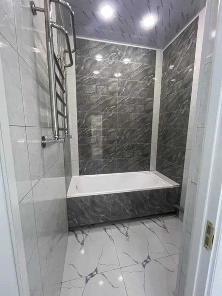 Продаётся 3/1/5	БИЙ Максим Горький Дипломатия Дархан ID: 53667