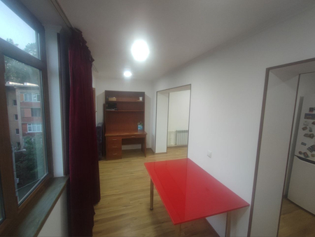 Продам 2/5/5 квартиру московской план-ки, с балконом 2х6. Чиланзар 24