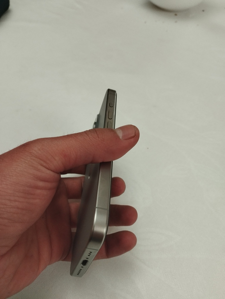 Ayyfon 15 pro 128