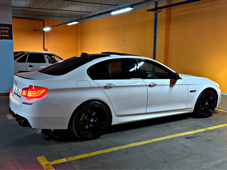 Srochno Bmw m5 f10 m paket Full