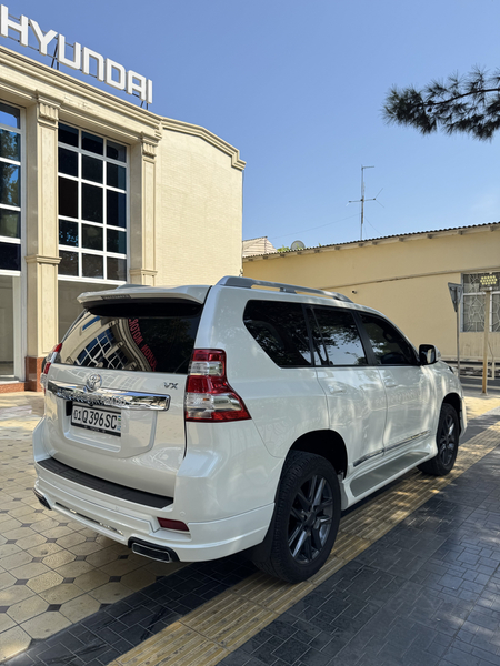 Tayota Prado 150 VX 2015