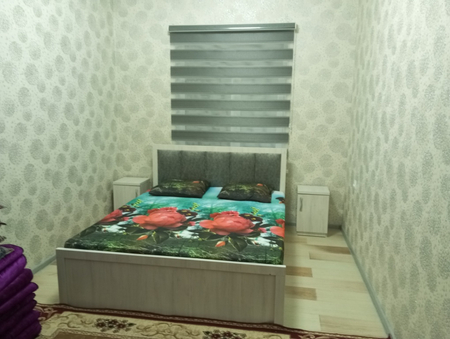 Oq tosh dacha (quyoshga yaqin joylashgan)