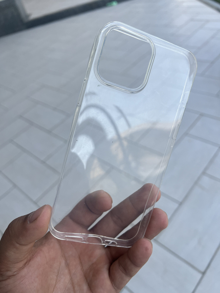 Optom chexol iphoneni hamma madeliga bor .
