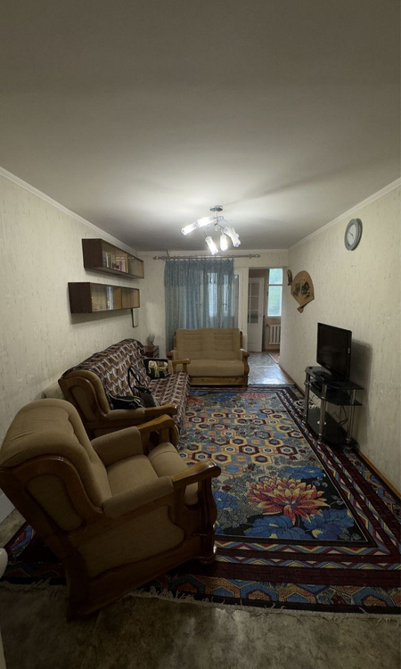 Сдам квартиру на Буюк Ипак Йули 2в3/4/5 Саехат гостиница