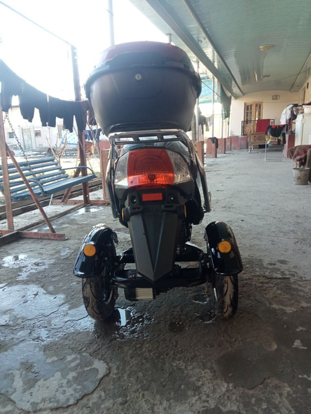 Elektra skuter sotilad bita zaryat blan 100km yurad narx 600$ kelisham