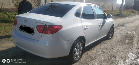 Hundai elantra ideal