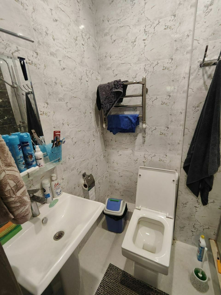1в2/2/4. 44м2. Кирпич. Мебель+техника