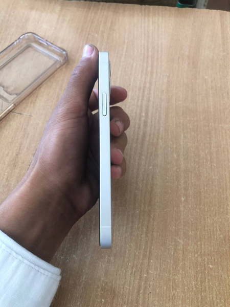 Iphone 12 ideal ochilmagan tel