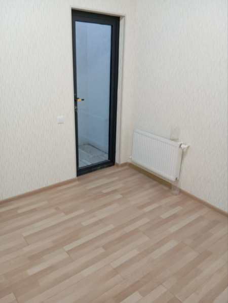 Yangi quriulgan hovlili uylar sotiladi