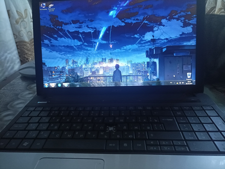 Ноутбук Acer ( noutbuk )