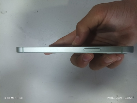 iPhone 12 aybi yoq