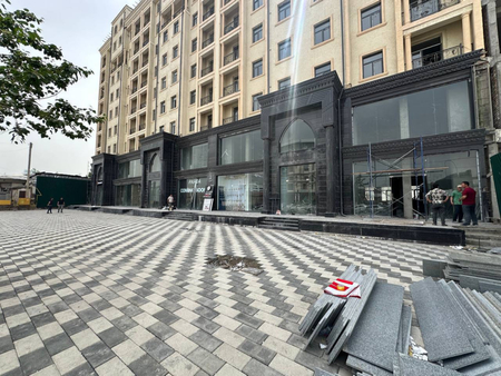 Продаётся помещения под офис бутик авиакасса и т.д. вдоль дороги