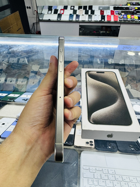 iPhone 15 Pro Max 256 gb natural 100%