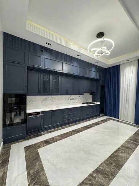 Продается Евро дом Ор-р: Циолковский 400м2