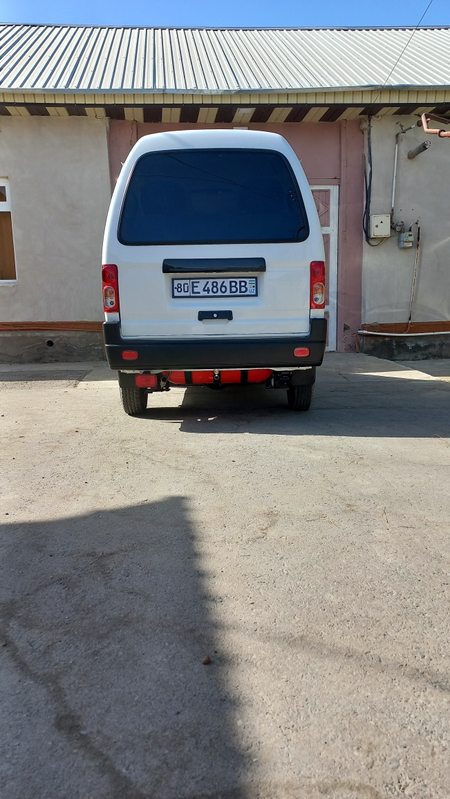 Damas avtomobi sotiladi