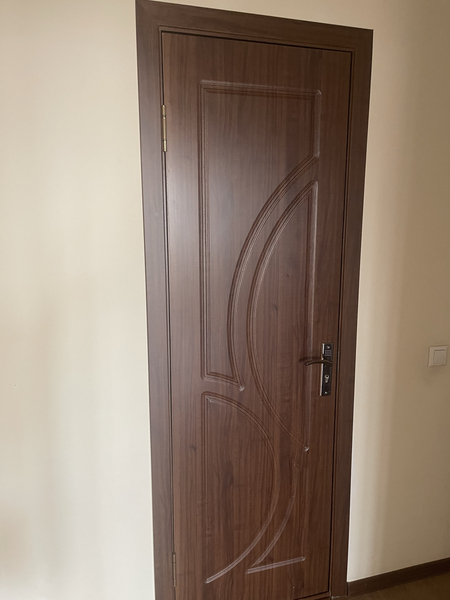Недорого продам межкомнатные двери