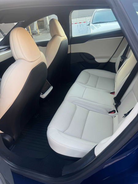 Tesla Model S 2022
