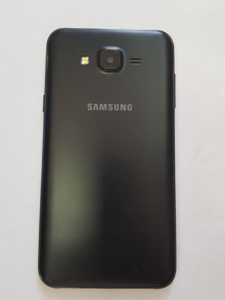 Samsung j7 neo sotiladi tez va arzon hamma malumoti rasmda bor