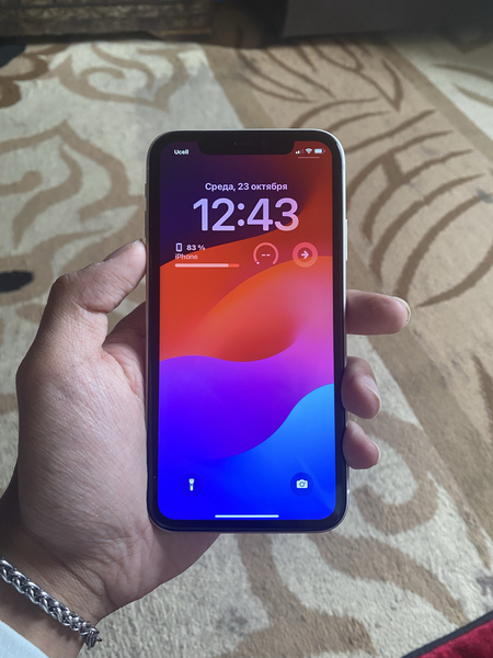 Iphone 11 white