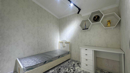 №3178/2742.Продается 5-комнатная квартира в Новостройке.
