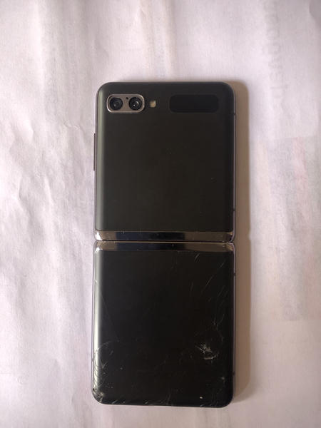 SAMSUNG Galaxy Z Flip 2