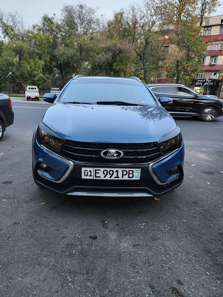 Lada Vesta Cross