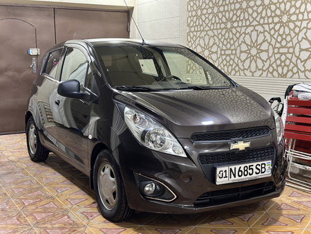 Spark sotiladi 2018 yil 51000km yurgan