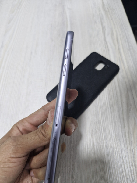Galaxy j6 2018  3/32 1 qo'l ishlatilgan, tiniq holatda