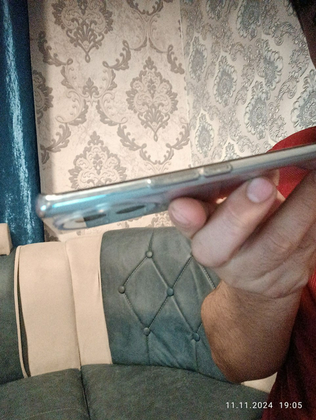 Vivo v30e 256 g yengi telefon srocna sotiladi